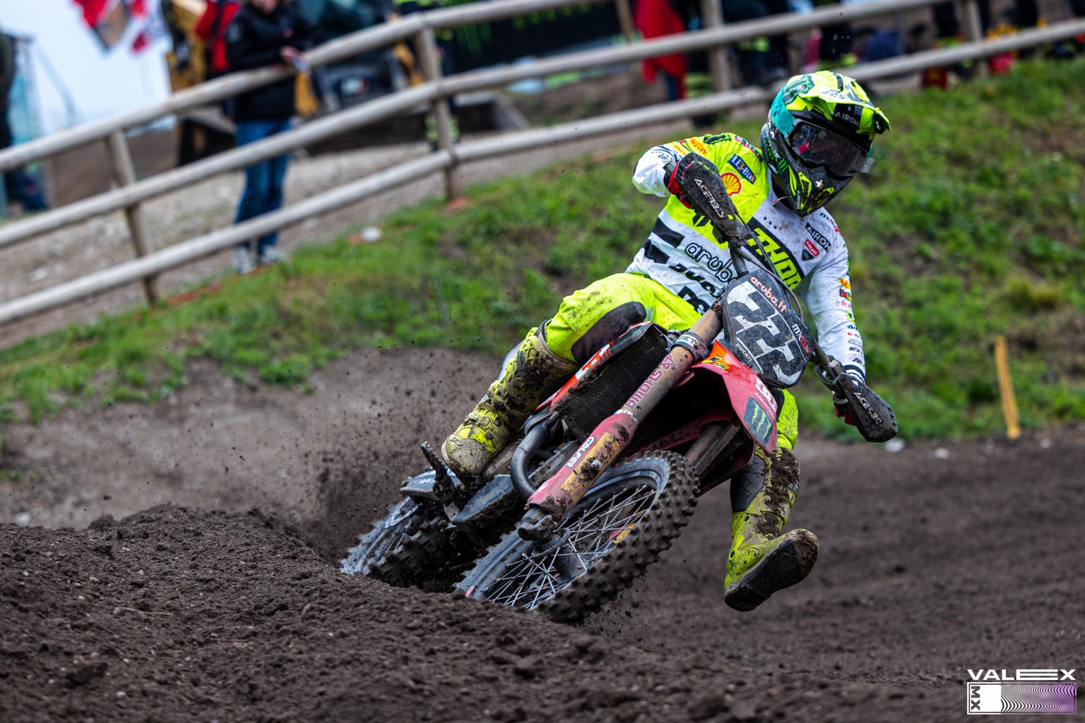 Interview: Tony Cairoli on racing MXGP in Italy for Ducati and racing ...