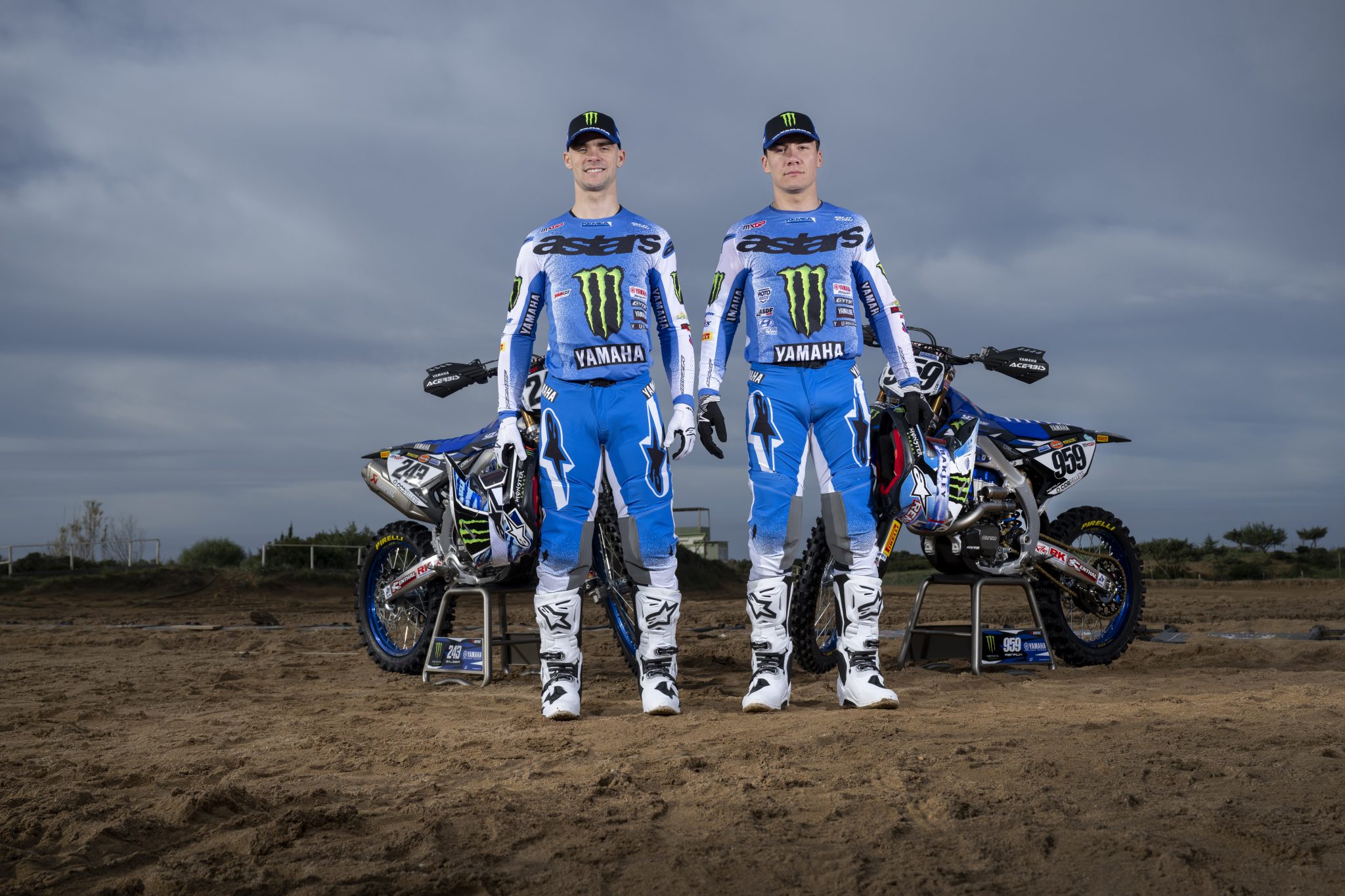 Team Monster Energy Yamaha Factory MXGP e MX2 | MXBars